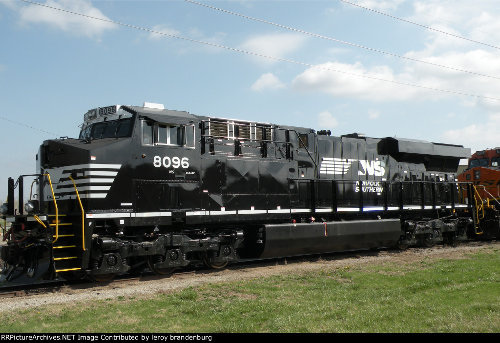 NS 8096